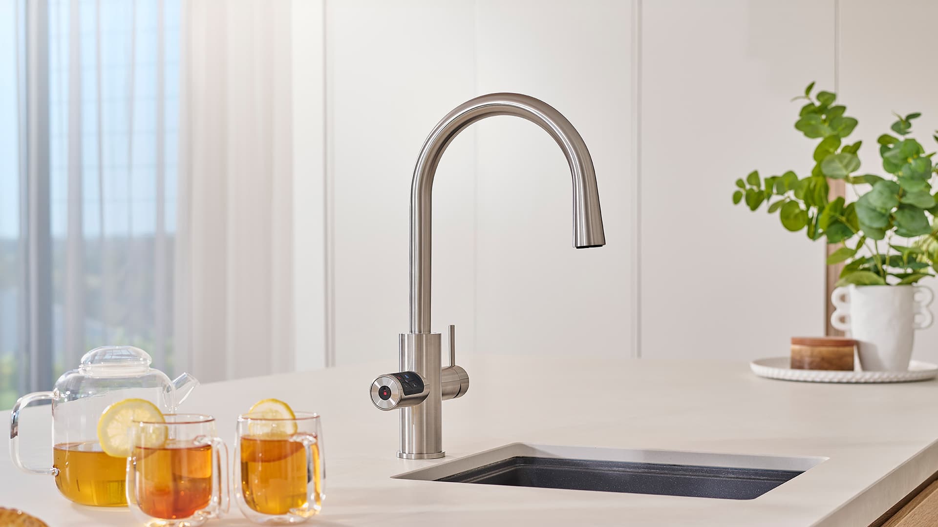 5 Types of Kitchen Taps: An Overview | Zenith Water